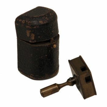 Prism in case - Van Leest Antiques
