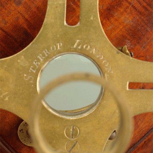 G. Sterrop - london microscope circa 1750 - Van Leest Antiques