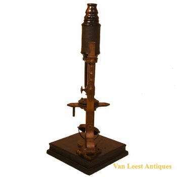 Wooden body Cuff-type microscope, C 1770