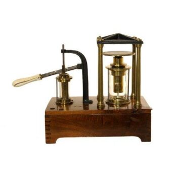 Brahma's hydraulic press - Van Leest Antiques