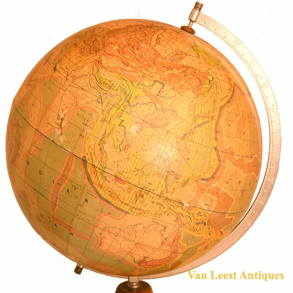 Tectonic globe Kurt Ziesing - Van Leest Antiques